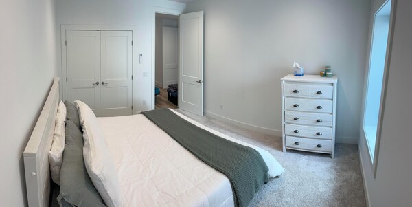 New 2 Bed/2 Bath 1,900sqft  Condo,  1 Block From Channel, 3 Blocks To Dtown. - Grand Haven, MI