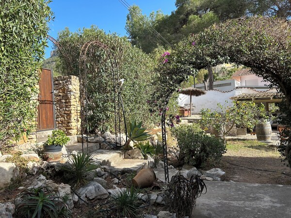 Charming Villa With Private Pool And Garden In Denia. Beach And Mountain Together - Els Poblets