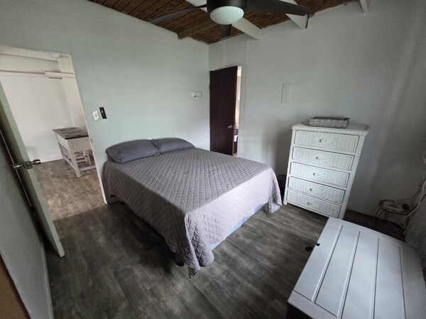 Charming 2-bedroom House In Enchanting Vieques With Wifi, Ac - Vieques