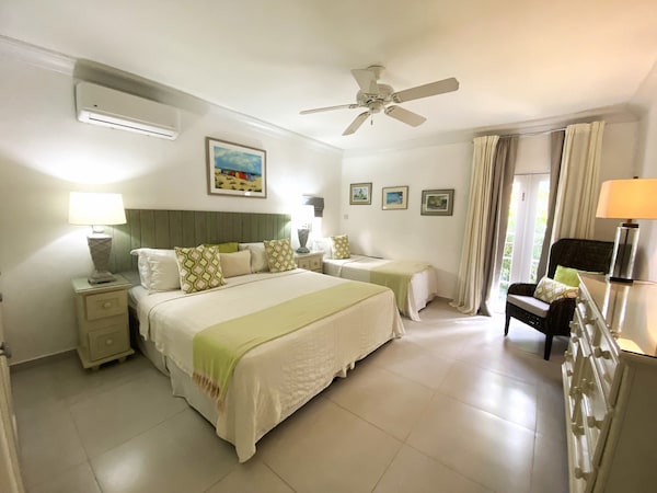 Spacious 2 Bedroom 2 Bathroom Sleeps 5, Pool, Tennis, Beach, Wifi Gb107 - 바베이도스