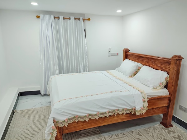 Charming 3-bedroom Beach Front Villa With Wifi And Ac In Delightful Chuini - Zanzibar Archipelago