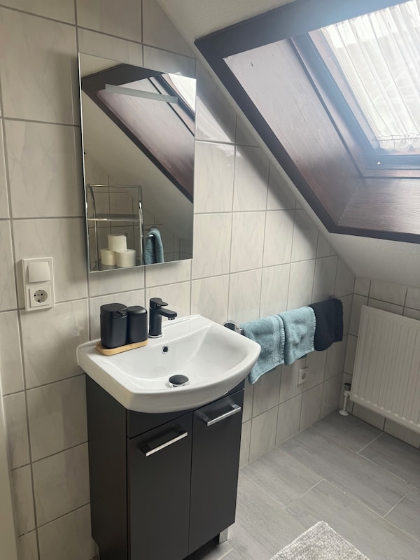 Cozy Attic Apartment With Mountain Views In Schönwies - Landeck