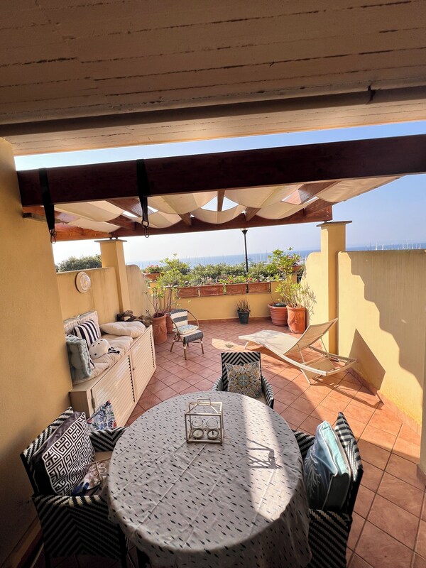 Beautiful 1 Bed Apartment, Sleep 4, 3 Min To Beach On Foot, Garage A/c And Lift. - Castiglione della Pescaia