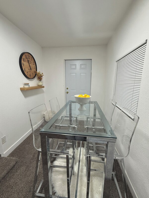 Room Modern And Comfy, In Vegas !!! - Lake Las Vegas, NV