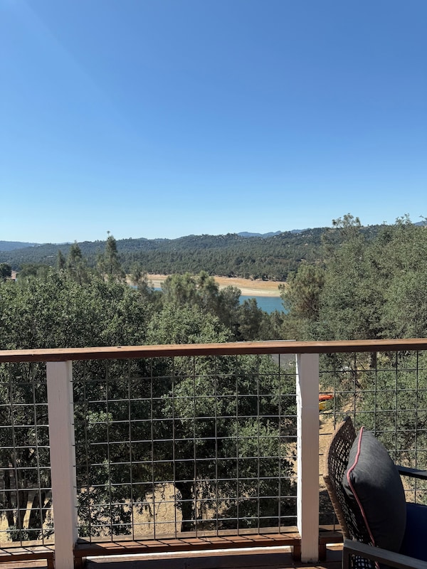 What Lake Life Means-retreat - Lake Nacimiento, CA