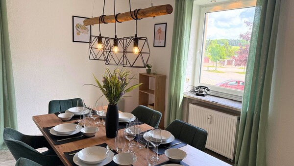 Holzkunst & Heimatgefühl In Seiffen, Fewo Für 6 P. - Kurort Seiffen