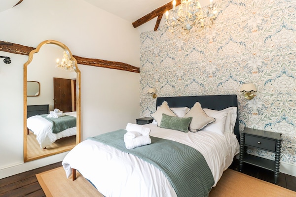 Tuffs Farm Cottage, Pet Friendly, With Open Fire In Chipperfield - Watford