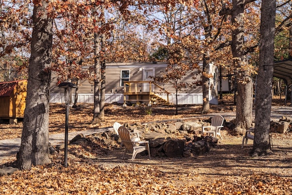 Cute Hidden Gem! 2 Bedroom-3 Minutes From The Cookson Bend Marina. Great View! - Keys, OK
