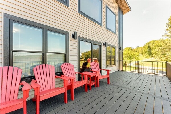 Immerse Yourself At Paraisoacres, A Dreamy 3bedroom+loft In Paradise. - Cornell, WI
