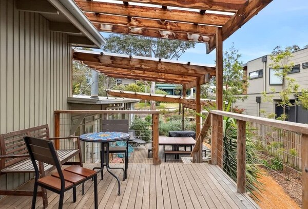 Mawson Hideaway I Pet Friendly I Walk To Shops - Anglesea