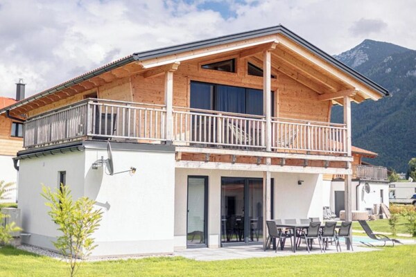 Premium Chalet 16 Mit Sauna Und Sommerpool Sowie Hot Pot Für Max. 8 Personen - Inzell