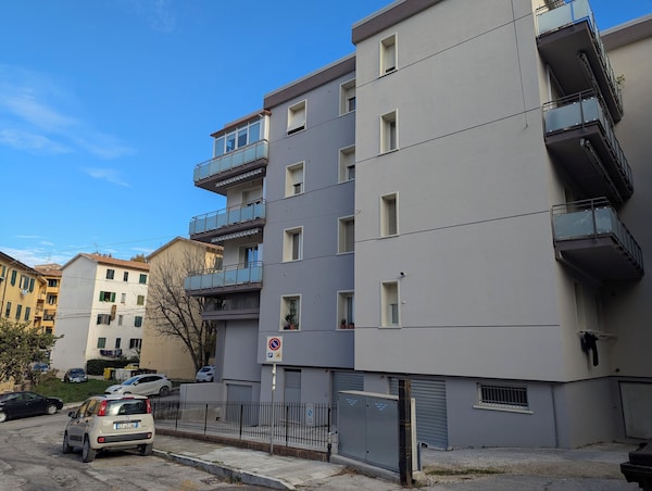 Apartment Grazie Area, A Few Minutes From Downtown In A Quiet And Serviced Area - Ancona