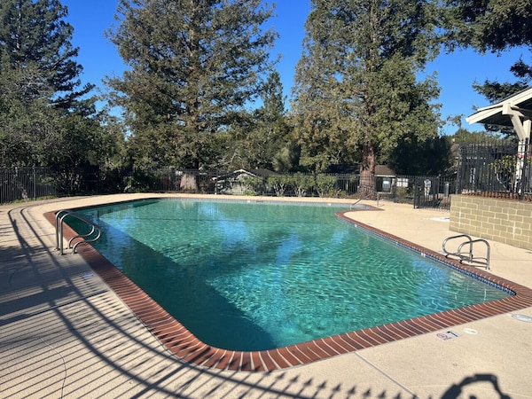 Modern Napa Retreat On Silverados 8th Hole - Napa, CA