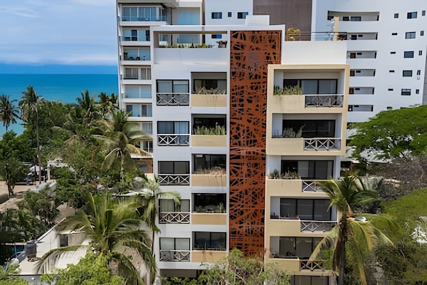 Steps From The Bucerias Beach With Rooftop Pool - Bucerías