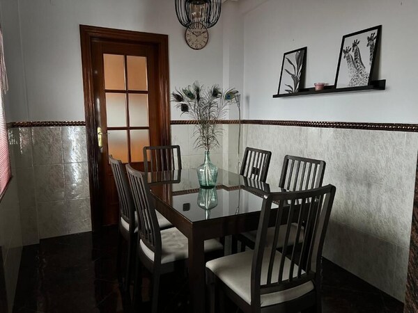 Las Parras House - Rural Housing, Ideal For Families With Pets - Martos