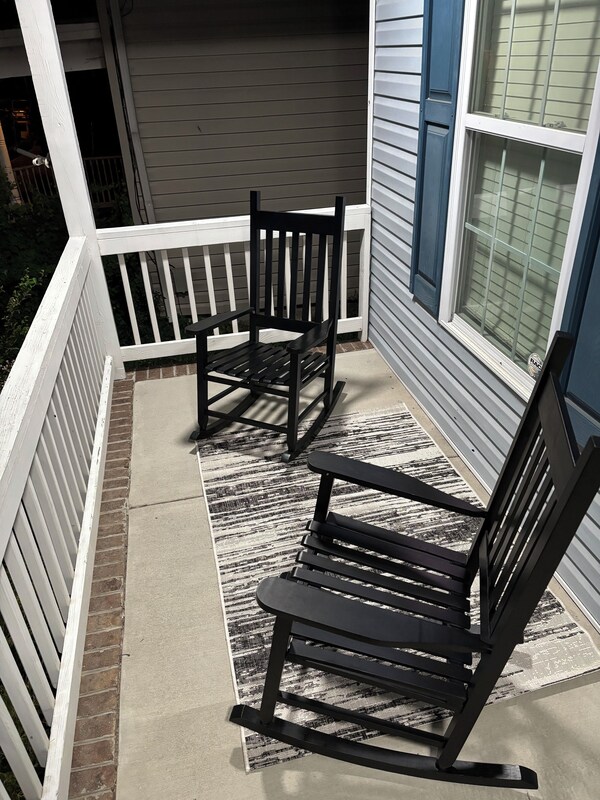 The Hamptonian\n4-bedroom House In Fantastic Hampton Near Beaches, With Wifi, Ac - Hampton University, Hampton