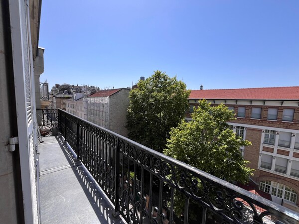 Apartment With Balcony＆ Eiffel Tower View - Paris