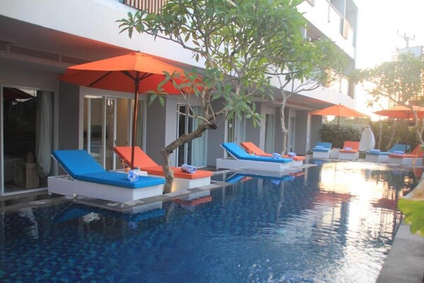 Vibrant Seminyak 1br - Near Eat Street Fun - Kuta