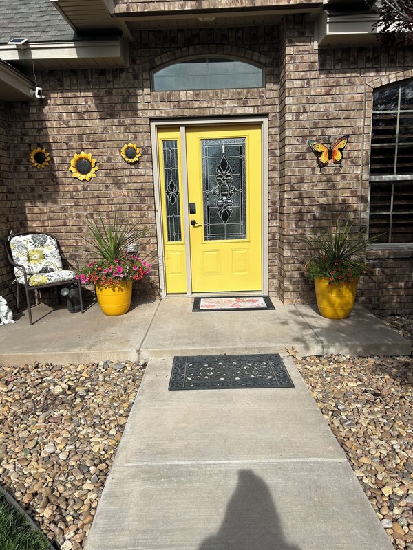 Sunshine Retreat With A Game Room, 4 Bedrooms, And Pet Friendly. - Clovis, NM