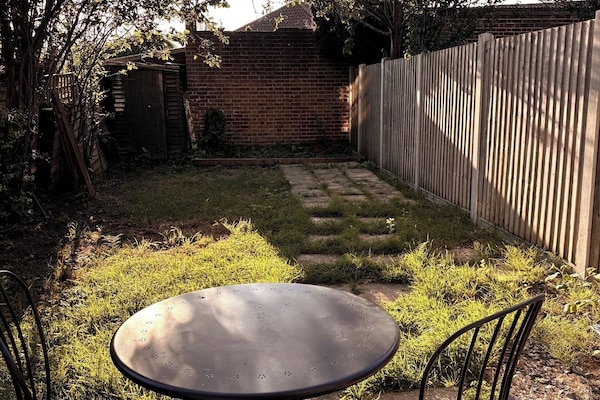 Cosy 2-bedroom Home With Large Private Garden - Woolwich