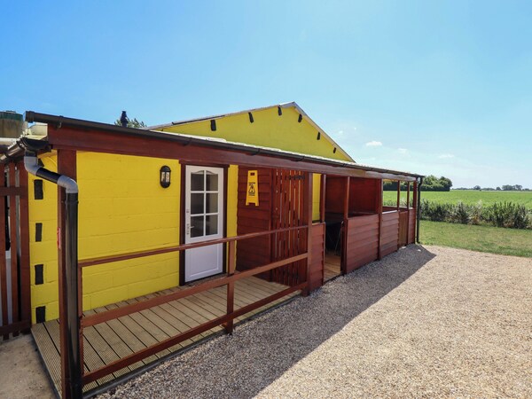 Dakota, Pet Friendly, Character Holiday Cottage In Coningsby - Lincolnshire