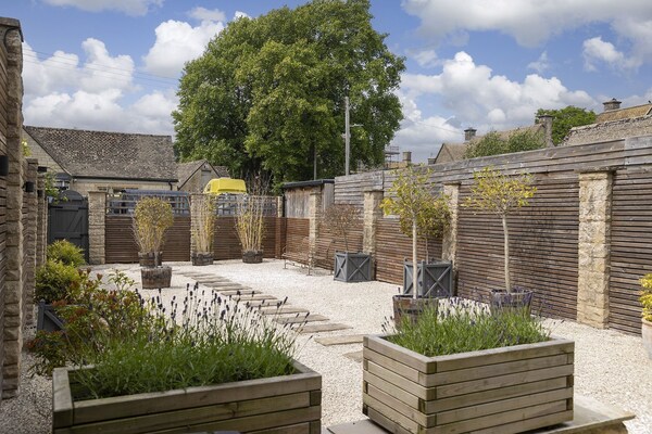 Pretty Character Holiday Cottage - Appletree Cottage - Stow-on-the-Wold