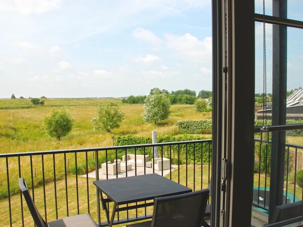 Luxury Stay With Sauna, Spa-bath Near The Beach - Goes