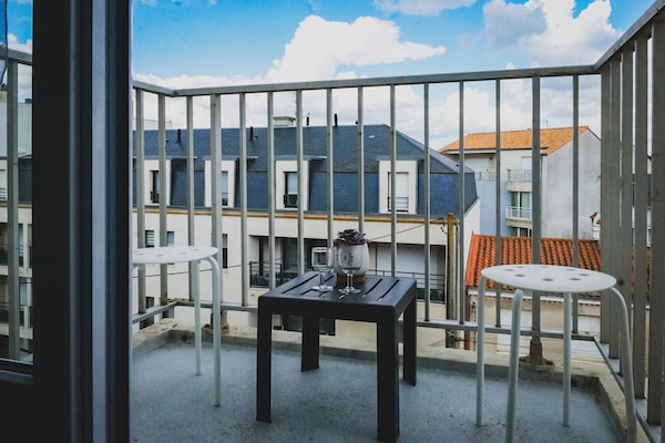 Apartment With Balcony 3 Minutes From The Beach For A Relaxing Stay 4 Guests - Les Sables-d'Olonne
