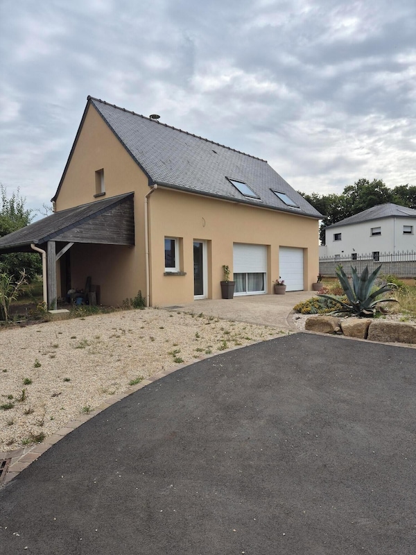 Gîte De La Planchette Avec Piscine Proximité Zone De Loisirs, Camping Et éTang - Bretagne