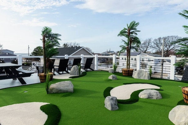 The Coastal Quad: A Private, Luxury Pocket Resort - Cape May, NJ