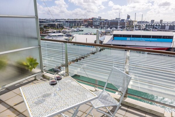 Wharfside Bliss - Harbour 1bd - Auckland