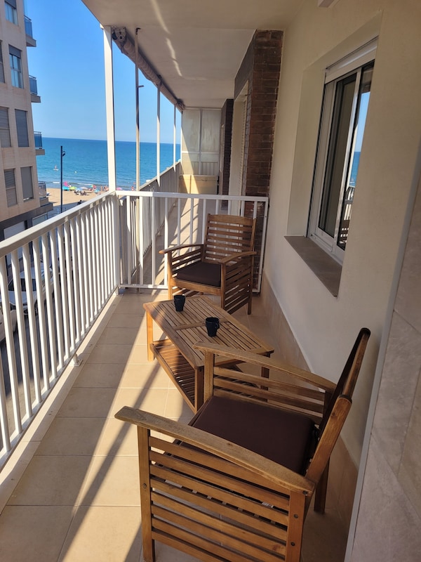 Brand New Apartment 20 Meters From The Sea! Air-conditioned. Macarena By The Sea - La Marina