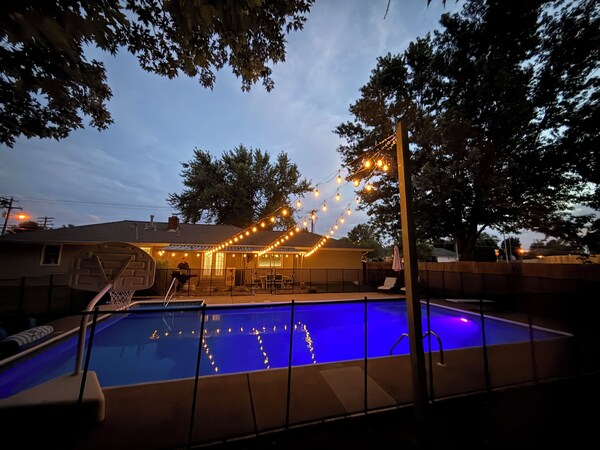 Home With Pool New Full Remodel - Springfield, MO