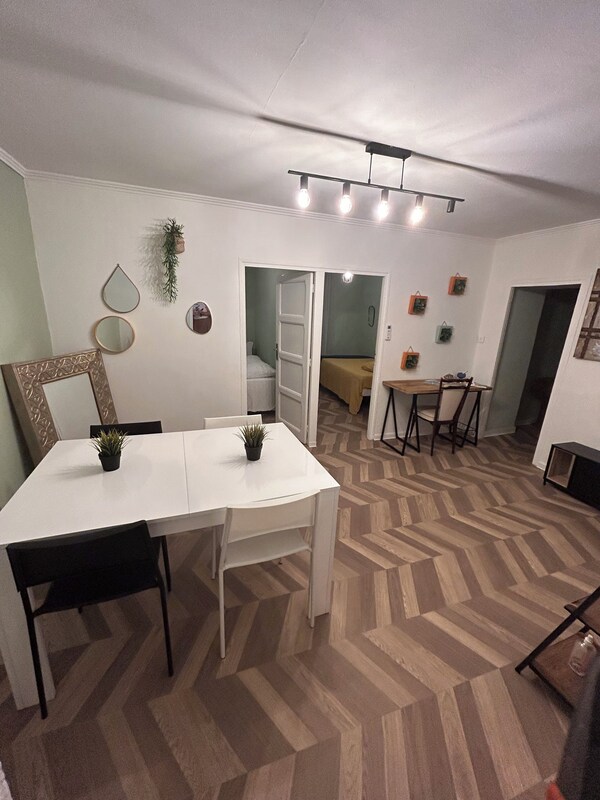 3 Bedrooms, Walking Distance To The Beach. Family And Sunshine! - Bastia