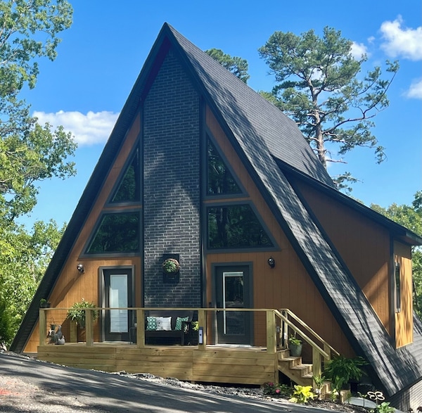 Cozy 2-bedroom A-frame Cabin In Charming Hot Springs Village - Hot Springs Village, AR