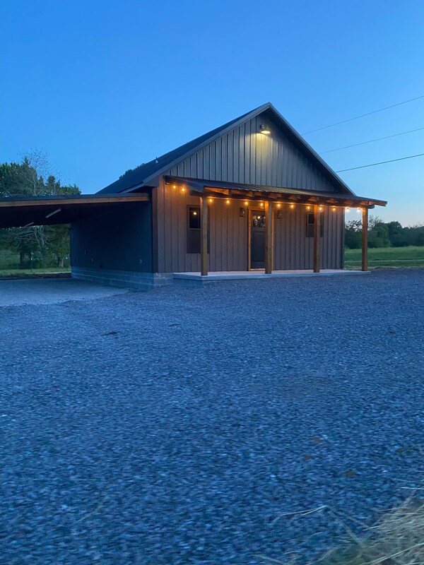 Not Just For Fishermen. Cozy 2-bedroom Cabin In Tranquil Scottsboro Alabama - Scottsboro, AL