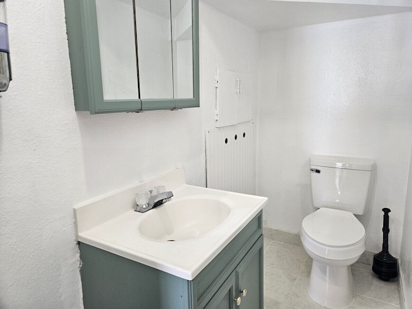 Apartment Close To Hospital And Uaa - Alaska