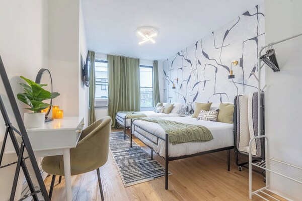 Calm Cocoon By The Train+we Pay Half Your Parking, Sleeps 6! 20% Off 7 Days - Brooklyn, NY