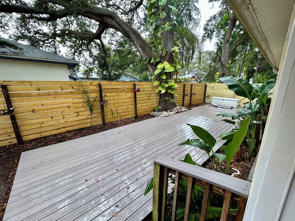 Gulfport Getaway, Walk To Entertainment & Water! - Gulfport, FL