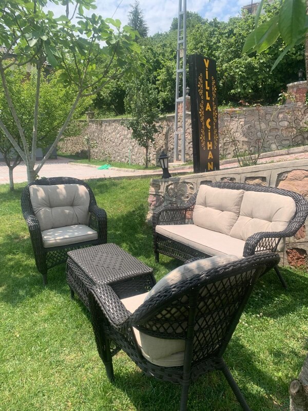 Çİftli̇kte Konaklama Vi̇lla Sakli   Bahçe - Ordu
