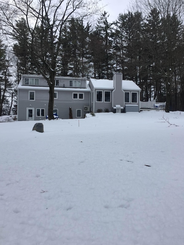 Luxury Fox Hollow Estate Home On Laurel Lake - Dream Location, Hot Tub, Kayaks++ - Lee, MA