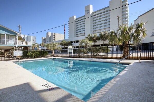 Jours Paresseux.. Détendez-vous Et Détendez-vous Pour Une Escapade En Chalet Confortable!  Plage 2e Rangée - Surfside Beach, SC