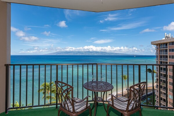 Top Of The World Views From A Stunning Corner Unit! - Maui, HI