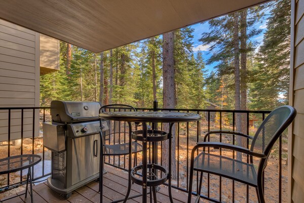 Onyx Gem: 2 Br, 1. 5 Ba Stadthaus In Carnelian Bay, Schlafmöglichkeiten Für 5 - Lake Tahoe