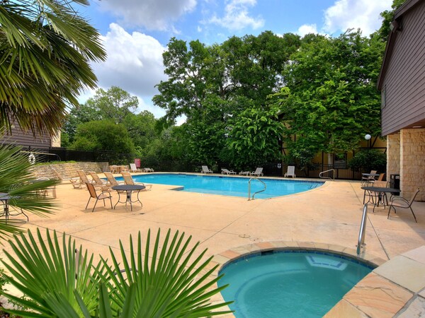 Perfect Comal Condo For The Whole Family Cw C106 : Free Tubes With Rental! - New Braunfels, TX