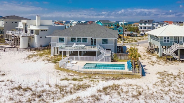 Elegant Gulf-front Home With Stunning Views And Modern Design! - Pensacola Beach, FL