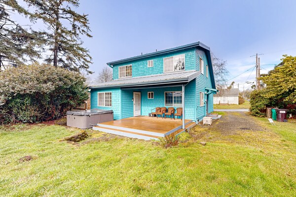 Casa Para Perros Con Acceso Cercano A La Playa Y Bañera De Hidromasaje, ¡Ideal Para Grupos Grandes! - Tillamook, OR
