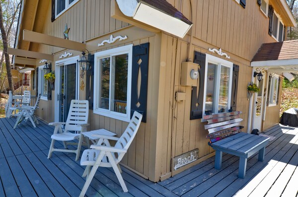 Great House Walking Distance From Middle Pea Beach, Kayak & Canoe Provided - Conway, NH