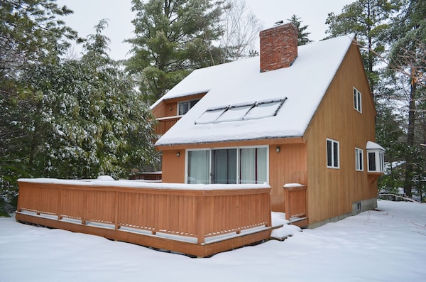 Views Of Cathedral Ledge & Close To Echo Lake/north Conway - Dog Friendly - Conway, NH