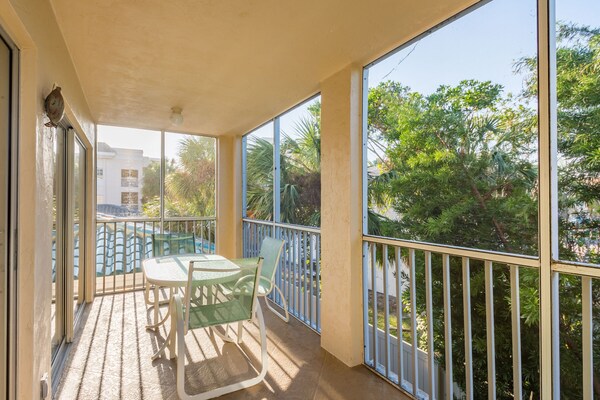 Unit 129-2 Bedroom 2 Bathroom Gulf Side Club Corner Condominium - Sarasota, FL